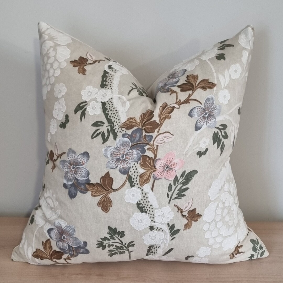 English Heritage Designers Guild Eagle House Damask Limestone Fabric ...