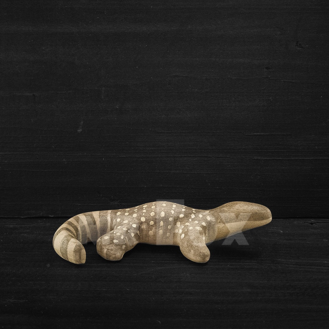 Wooden Monitor Lizard - Wooden Lizard Toy - Wooden Lizard Figurine ...