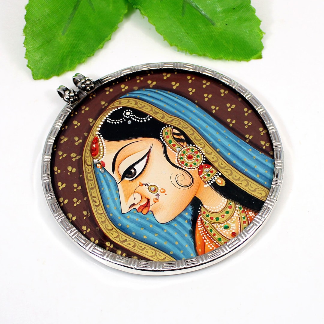 Indian Queen Painting-hand Painted Indian Women-large Round - Etsy