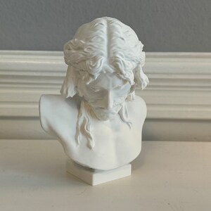 Christ on the Crucifix Desktop Bust - 3D Printed History Bookshelf ...
