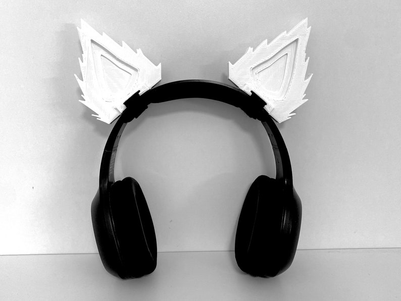 Werewolf / Wolf Ears Headset Attachments & Cosplay Props. Twitch ...