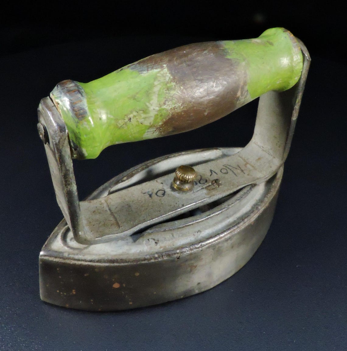 Vintage Toy Sad Iron ~ Primitive Hand Iron ~ Wood Green Handled Sad ...