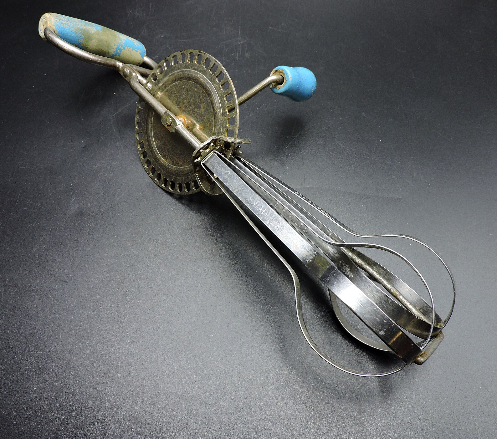 Vintage Hand Mixer Kitchen Mixer Grandmas Mixer Edlund | Etsy