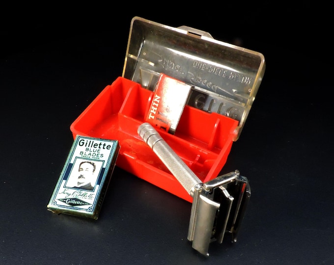 Vintage Gillette Razor With Case ~ Gillette Razor in Original Case ...