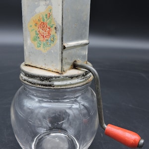 Vintage Nut Grinder Old Nut/food Grinder Jar Grinder Hand Operated ...