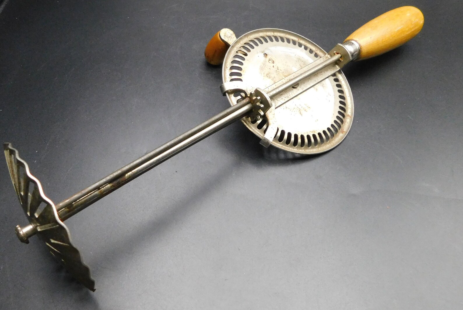 Vintage Hand Mixer ~ Vintage ECHO Cream Whip ~ Kitchen Hand Mixer ~ Old ...