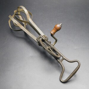 Vintage Hand Mixer ~ Antique Hand Mixer ~ Old Hand Mixer ~ Vintage Egg ...