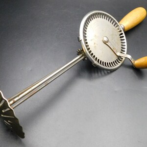 Vintage Hand Mixer ~ Vintage ECHO Cream Whip ~ Kitchen Hand Mixer ~ Old ...