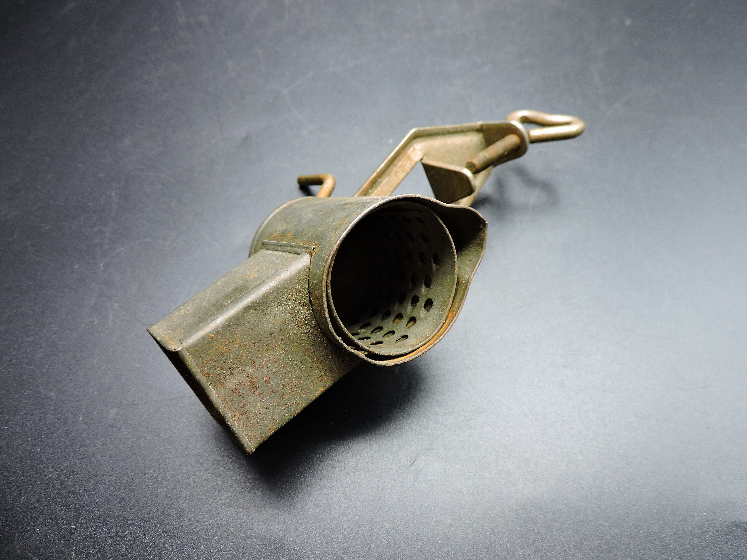 Small Hand Grater Vintage Kitchen Grater Old Hand Crank - Etsy UK