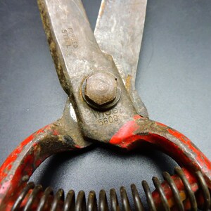 Vintage Red Handled Gardening Shears Old Grass Trimming Shears Pruning ...