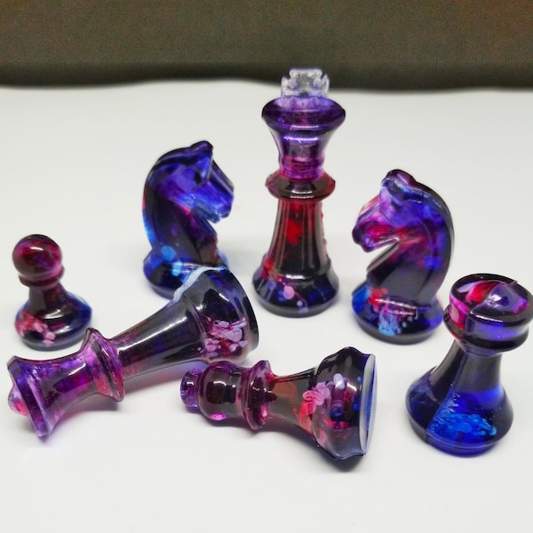 Resin Chess Set - Etsy