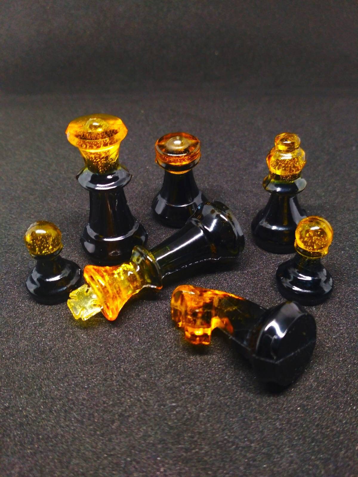 Custom chess set Choose any colors you wish Resin chess | Etsy