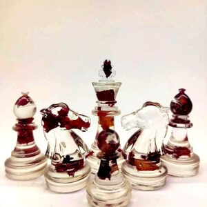 Custom Rose Chess Set Size of King 2.75 Inch 7 Cm Resin Chess Pieces ...