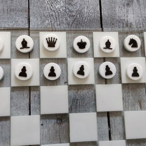 Flat Custom Chess Pieces Size of Chess 23mm5mm Custom Chess Sets With ...