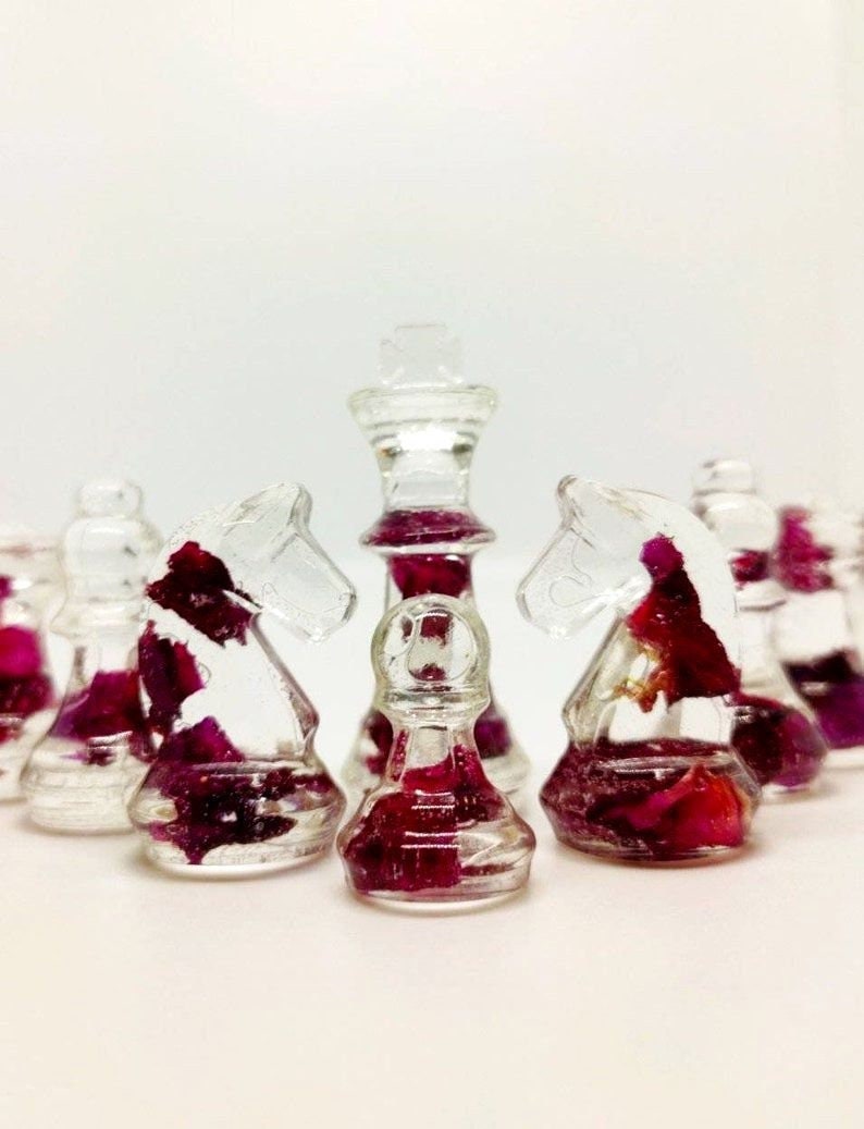 Natural Roses Petals Resin Chess Set Custom Chess Pieces - Etsy
