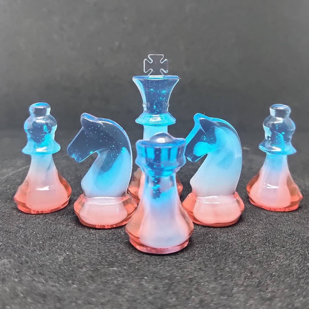 Custom 45mm King resin chess set Customized chess pieces | Etsy