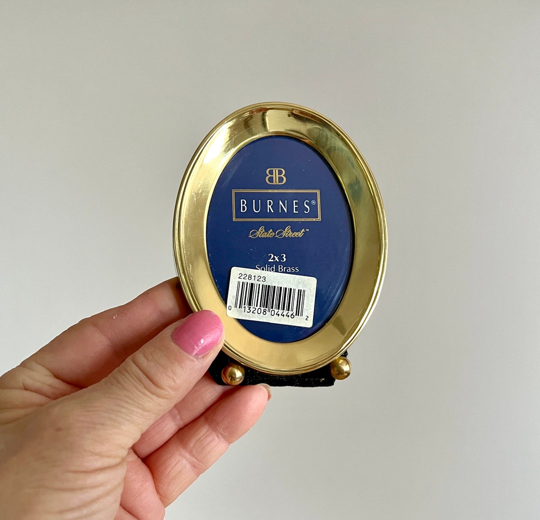 2.5x 3.5 Brass Oval Footed Standing Photo Frame by Burnes - Etsy