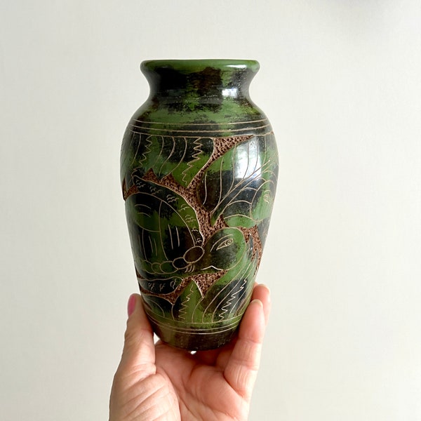 Sgraffito Vase - Etsy