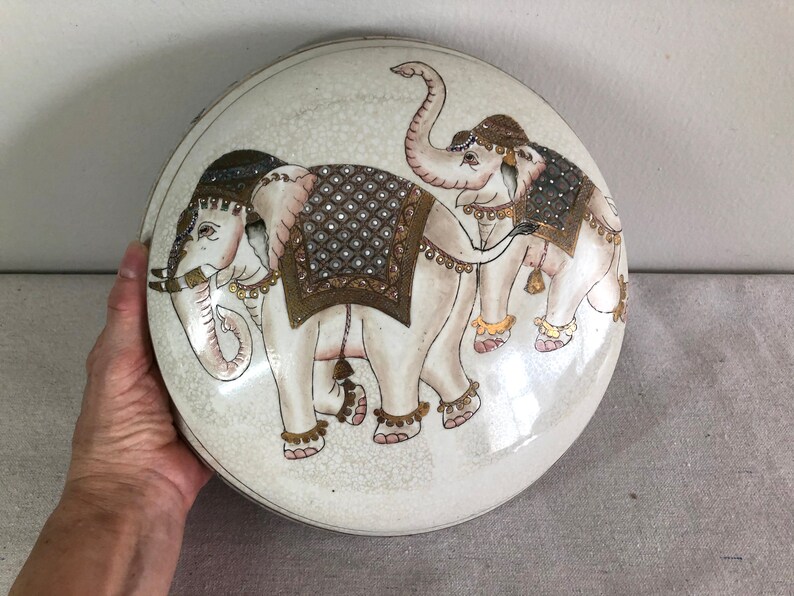 Vintage Large Round Chinese Porcelain Box With Lid Elephants | Etsy