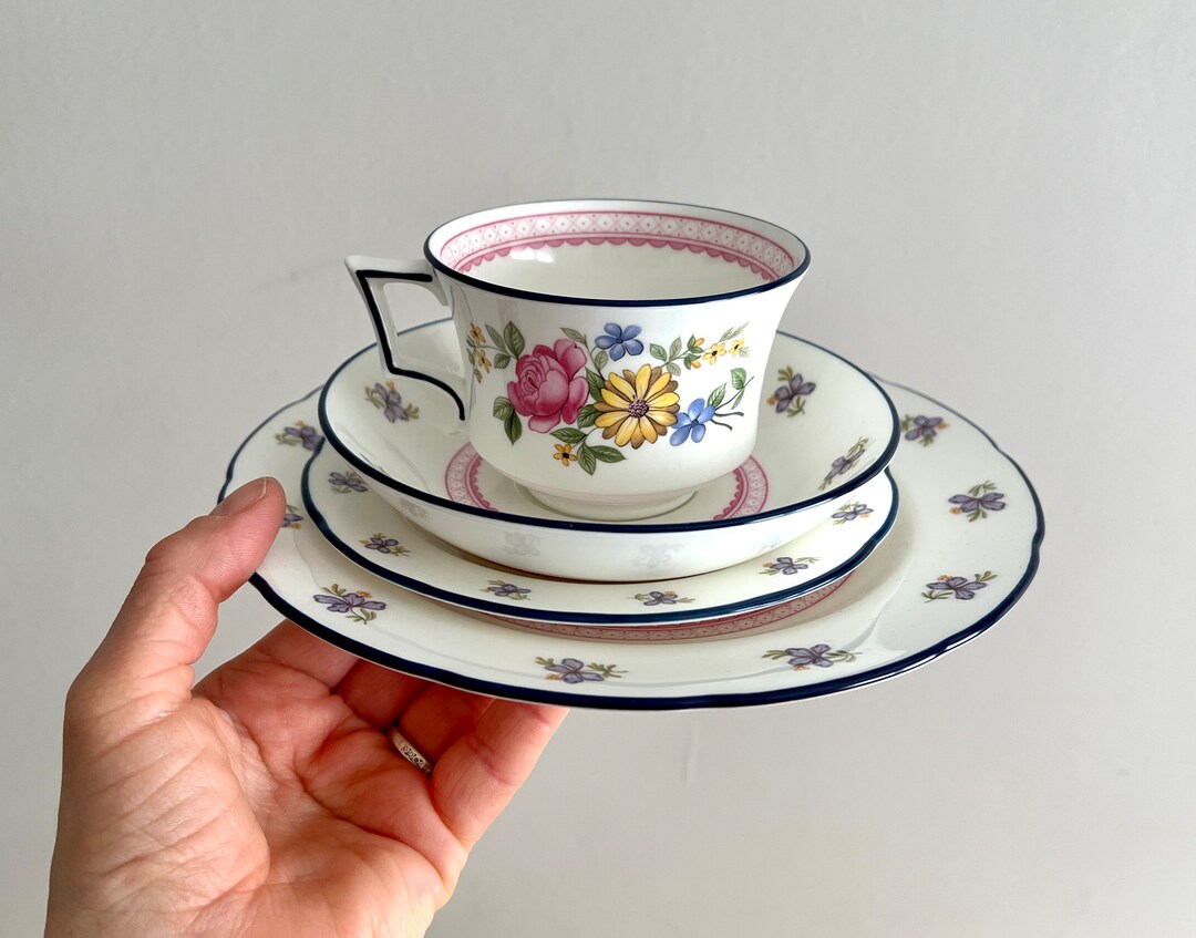 Wedgwood Naomi Bone China 4 Piece Place Setting - Etsy