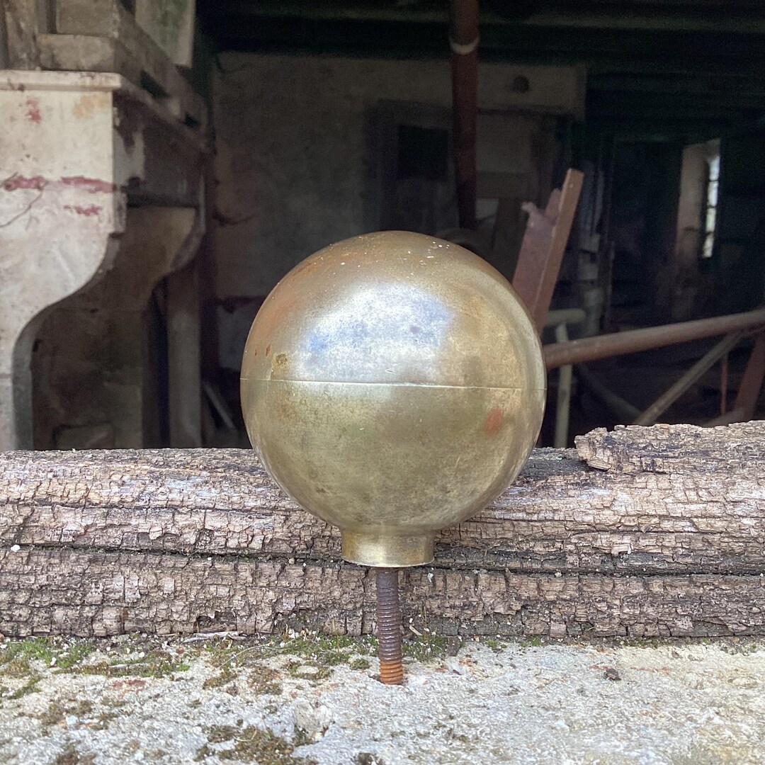 A Big Circular Finial/a Solid Brass Finial/vintage Staircase Decor ...