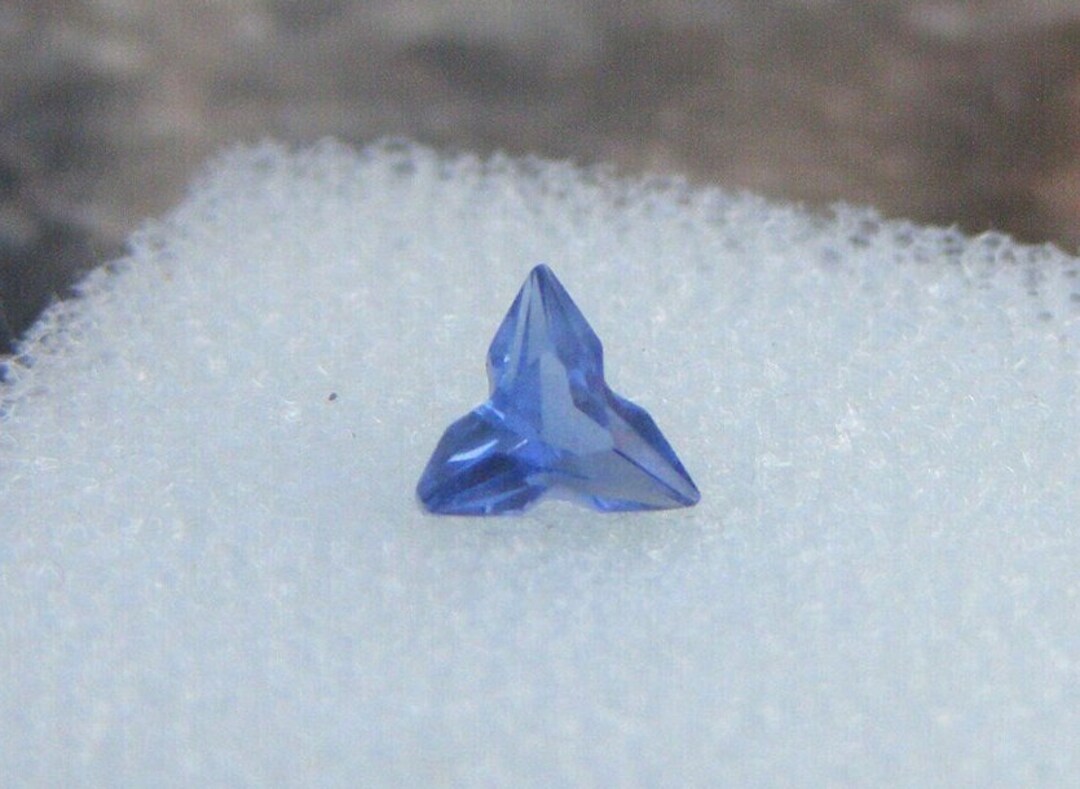 Natural Ceylon Blue Sapphire 0.81ct Trillian Triangle Shape Sri Lankan ...