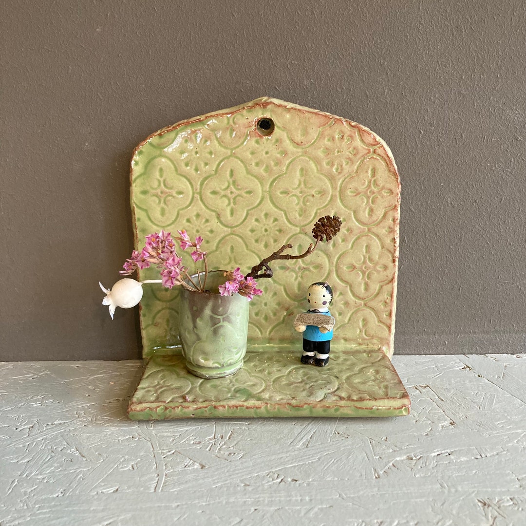 Altar Altar Shelf Wall Hanging Shrine Home Altar With Small Tea Light ...