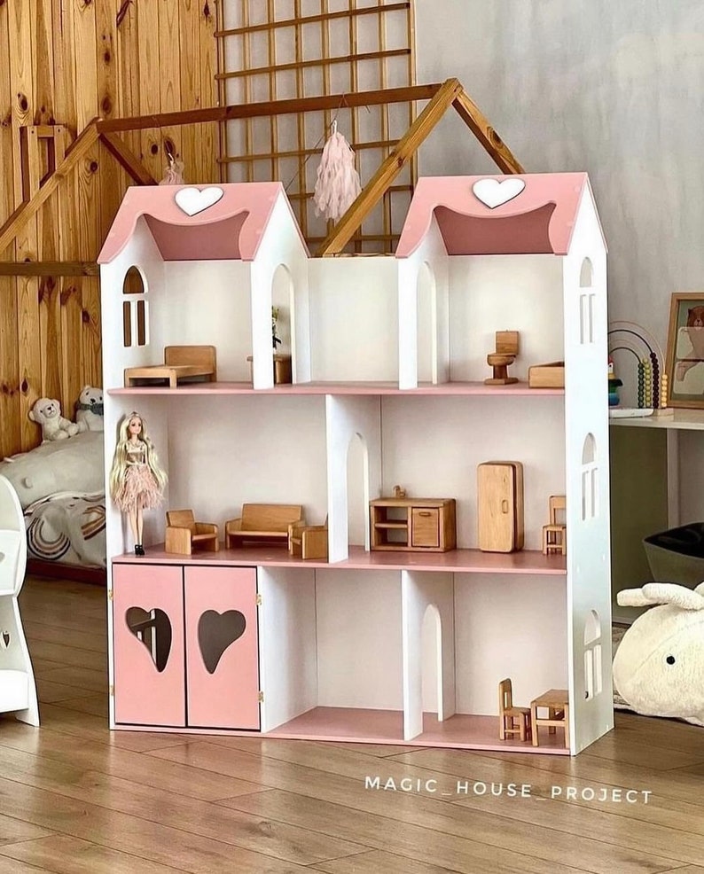Eco-friendly Dollhouse: Handcrafted, Perfect for Barbie - Etsy