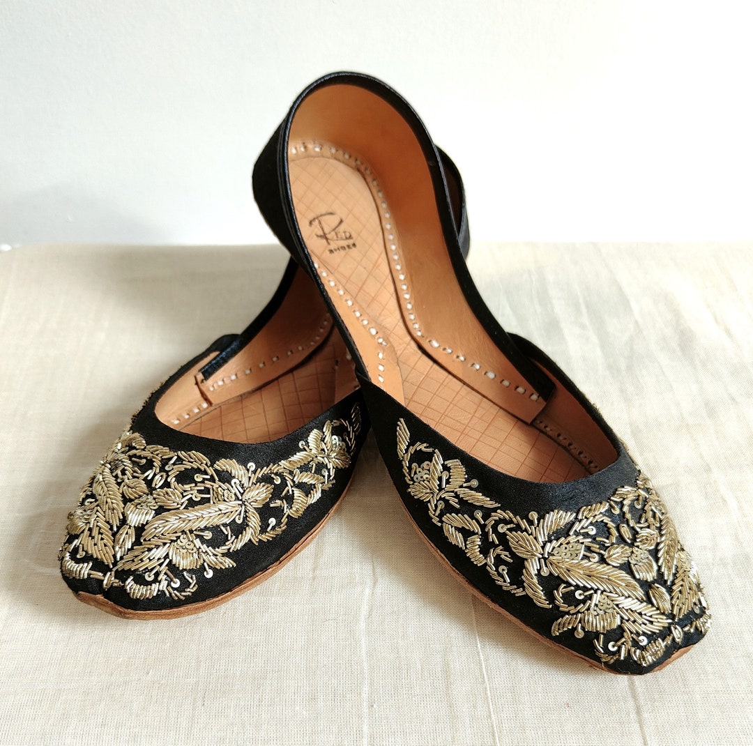 Indian Pakistani Traditional Ethnic Shoes Leather Khussa Mojari Jutti ...