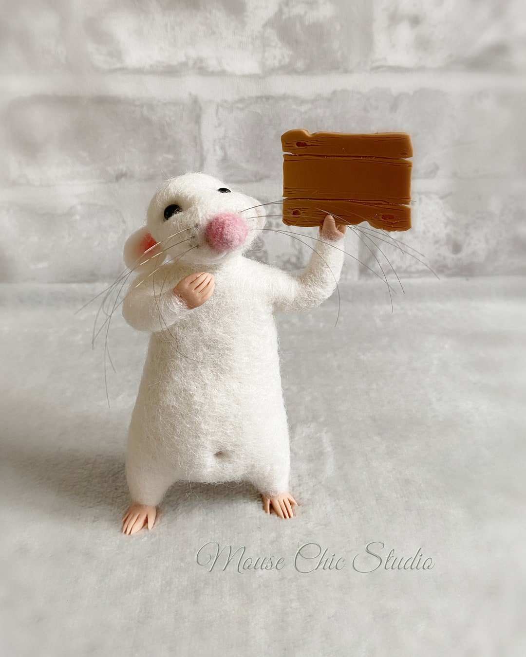 Felted Wool Mouse With Message Board: Collectible Figurine - Etsy