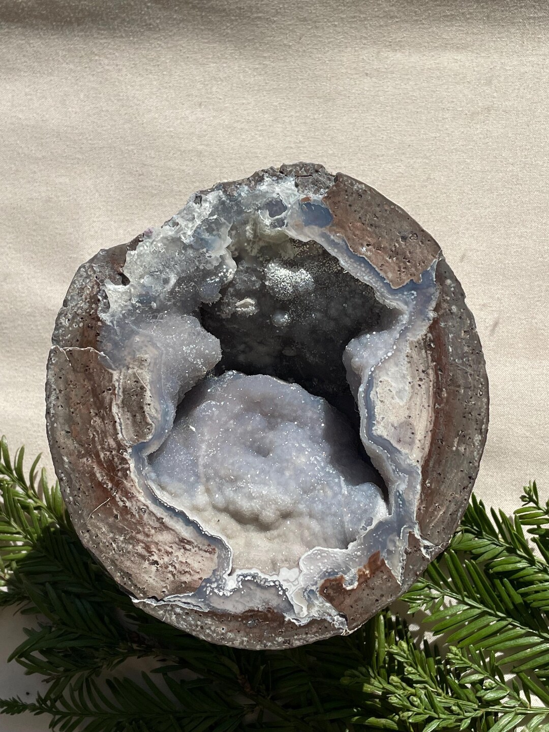 Dugway Geode Half UV Reactive Druzy Crystal-natural Utah Geode ...