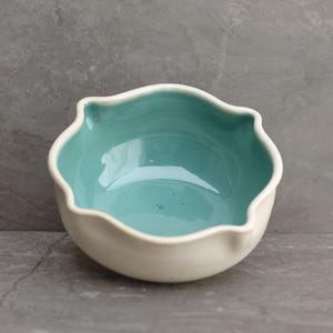 White Bowl With Aqua Interior and Decorative Rim - Etsy