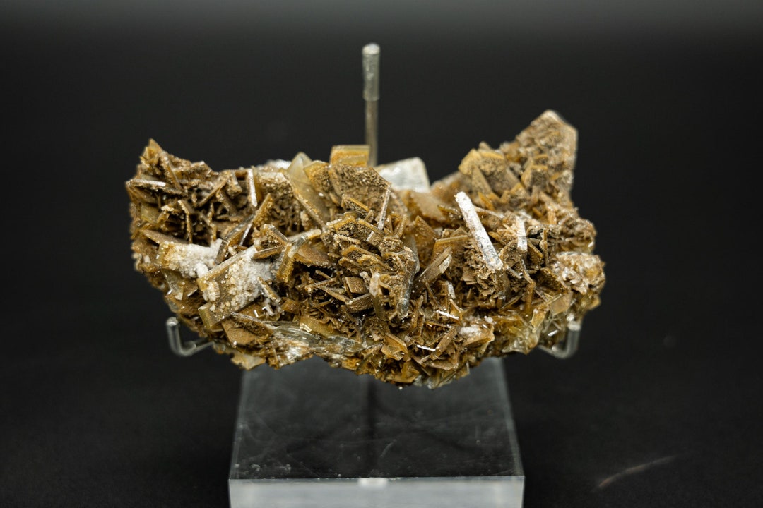 Uv-reactive Brown Barite Crystal Yunnan - Etsy