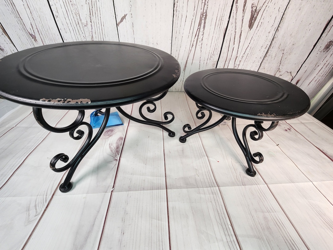 Distressed Black Risers Set of 2 for Decorating, Cake Risers, Holiday ...