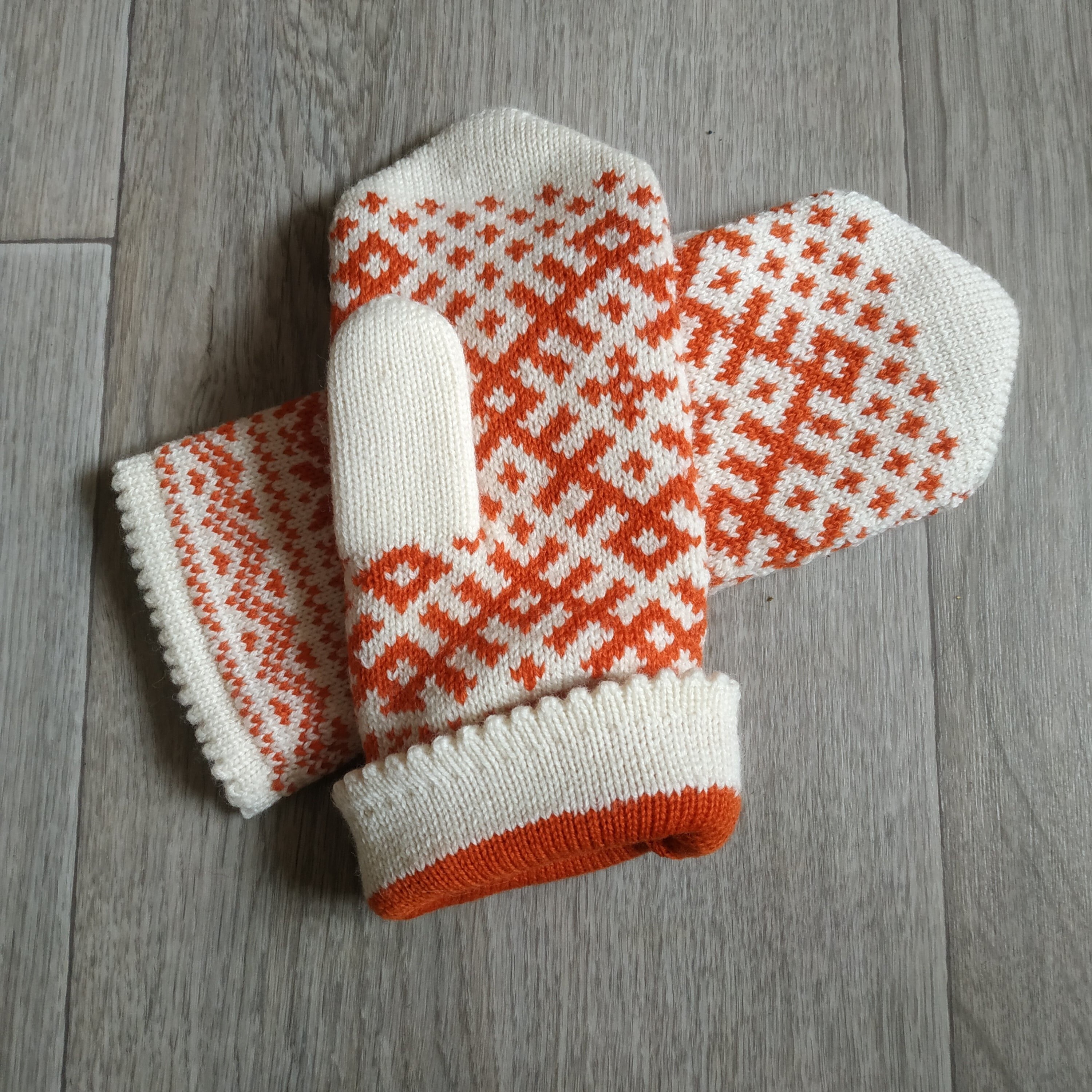 Norwegian Double Hand Knitted Mittens Multicolored Warm Und Cozy ...