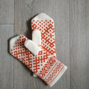 Norwegian Double Hand Knitted Mittens Multicolored Warm Und Cozy ...
