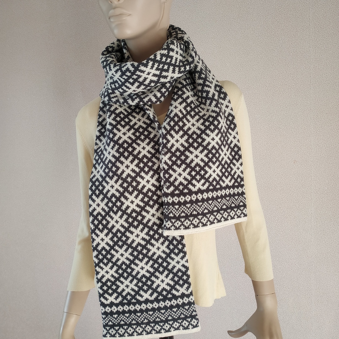 Scandinavian Grey and White Knit Print Scarf Unisex Merino Wool Scarf ...
