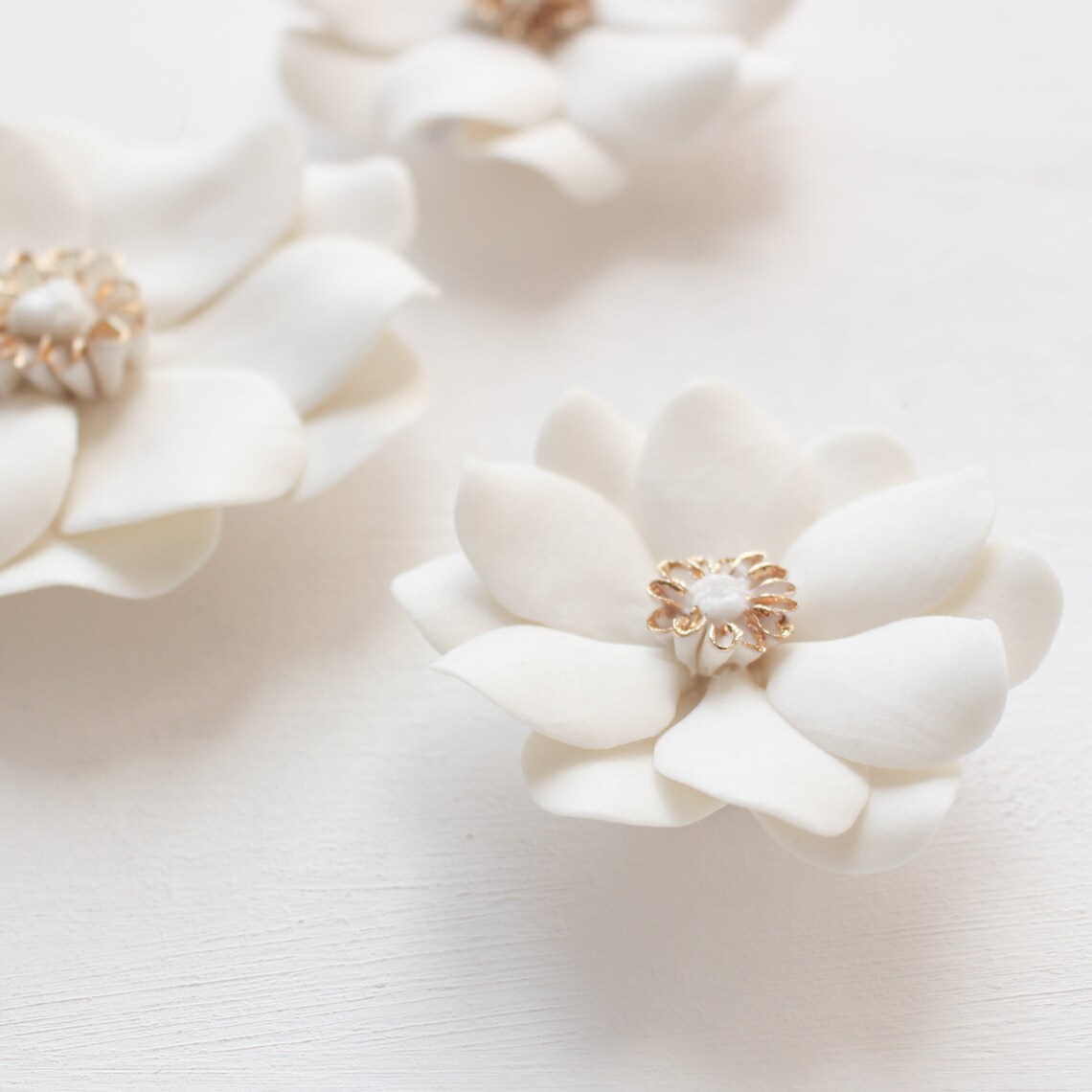 3 White Porcelain Flowers With 24k Gold Center for Home Decoration - Etsy