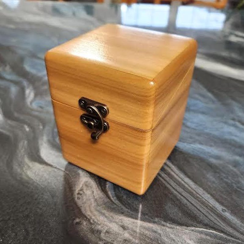 DeckBoxDesigns - Etsy