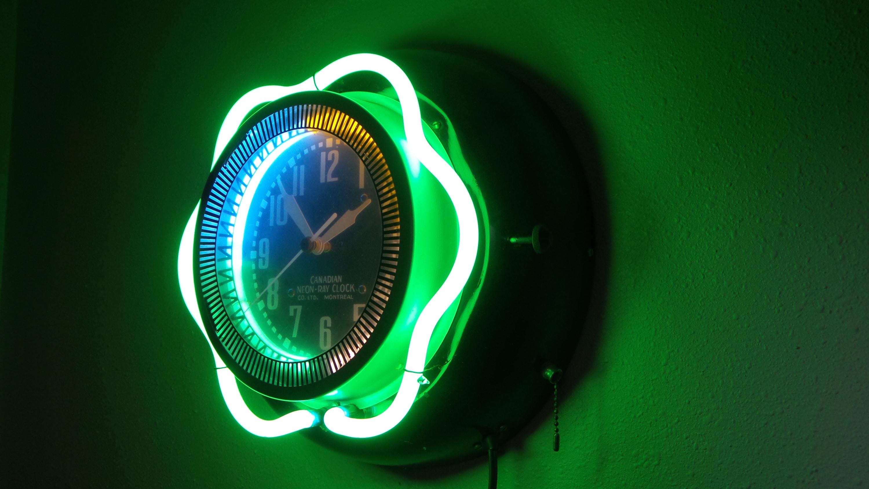 Original 1940s Canadian Multi-colored Neon Spinner Advertising Wall ...