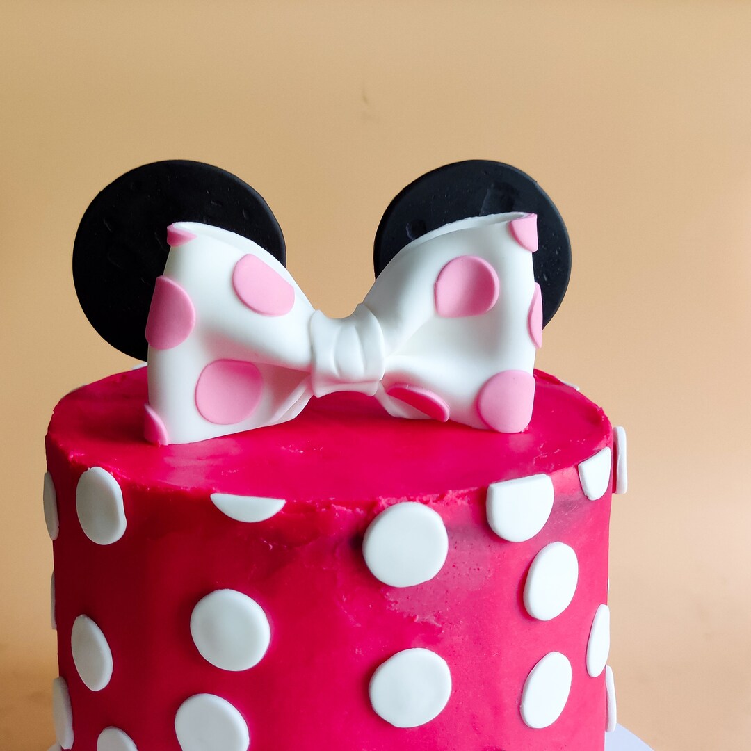 Minnie Mouse Bow Custom Cake Toppers Spotty Bow Sugarpaste Models ...