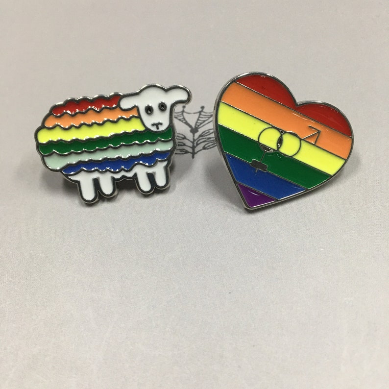 Rainbow Sheep Badges, LGBTQ Rainbow Heart Lgbt Gay Lesbian Pride Enamel ...
