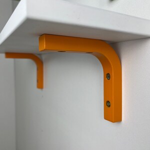 16 Inch Small White Wooden Floating Shelf With Bright Brackets ...