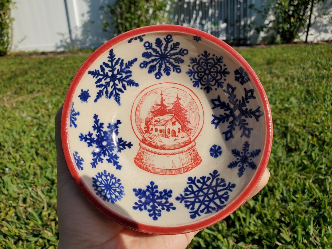 Snowflake Snow Globe Christmas Trinket Ring Dish Candy Bowl - Unique ...