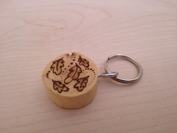 Willow Wooden Disc Pyrography Keyring Oak Leaf design Made | Etsy