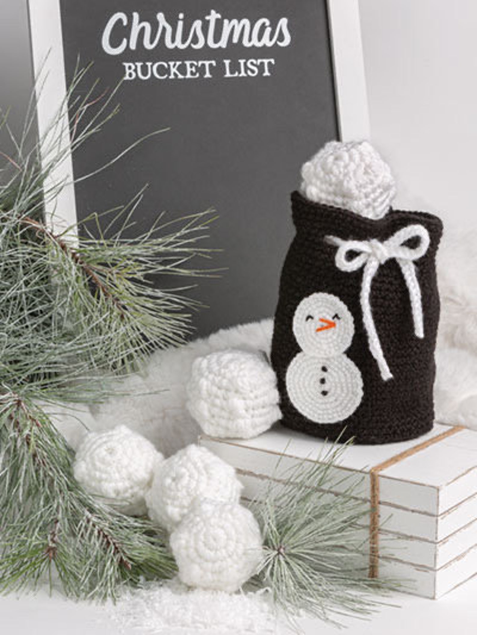 Annie's Crochet Stash-buster Christmas Crochet Pattern Book: 35 ...