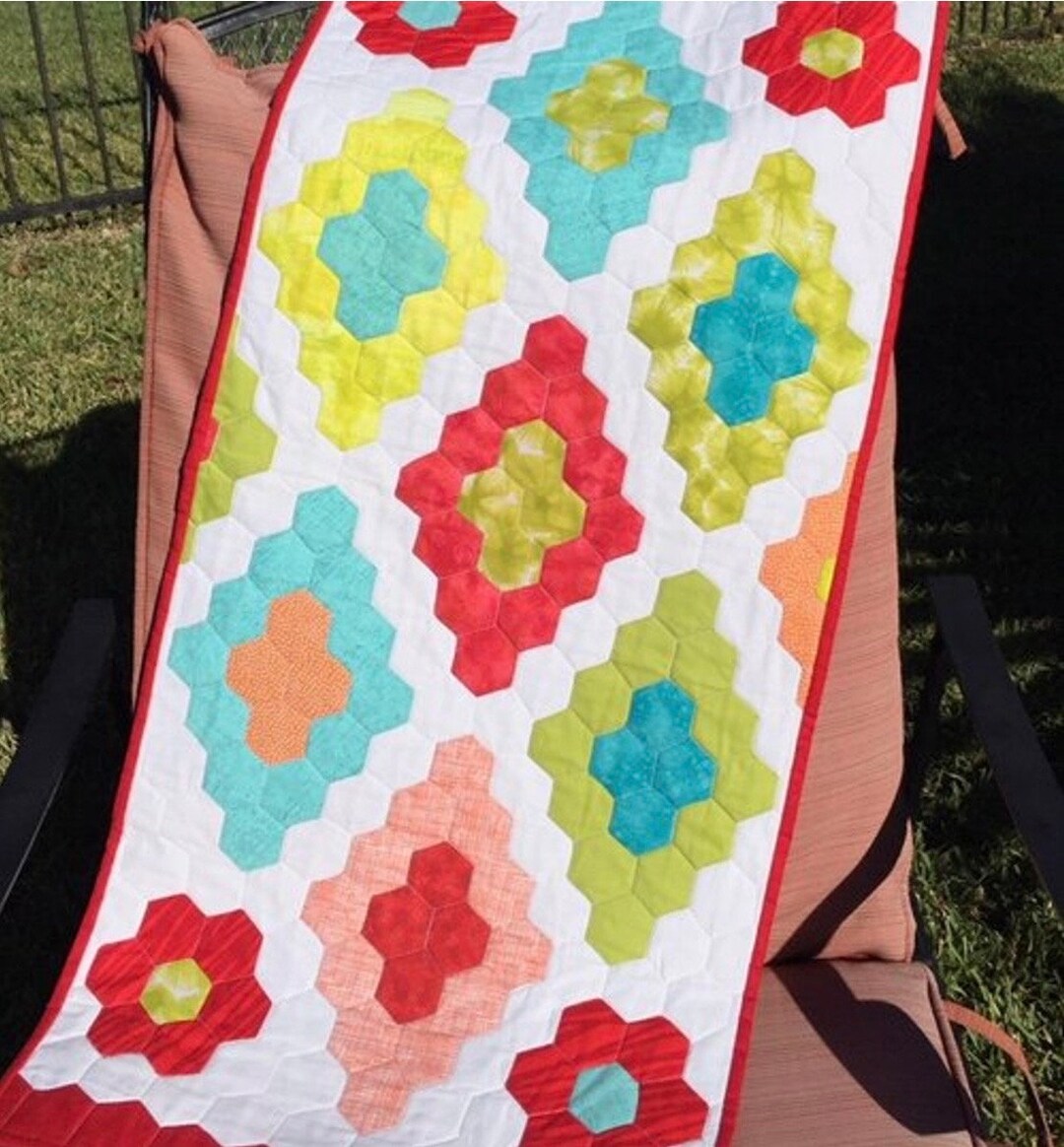 Quiltsmart Honeycomb Hex Printed Interfacing & Pattern Pack - Etsy