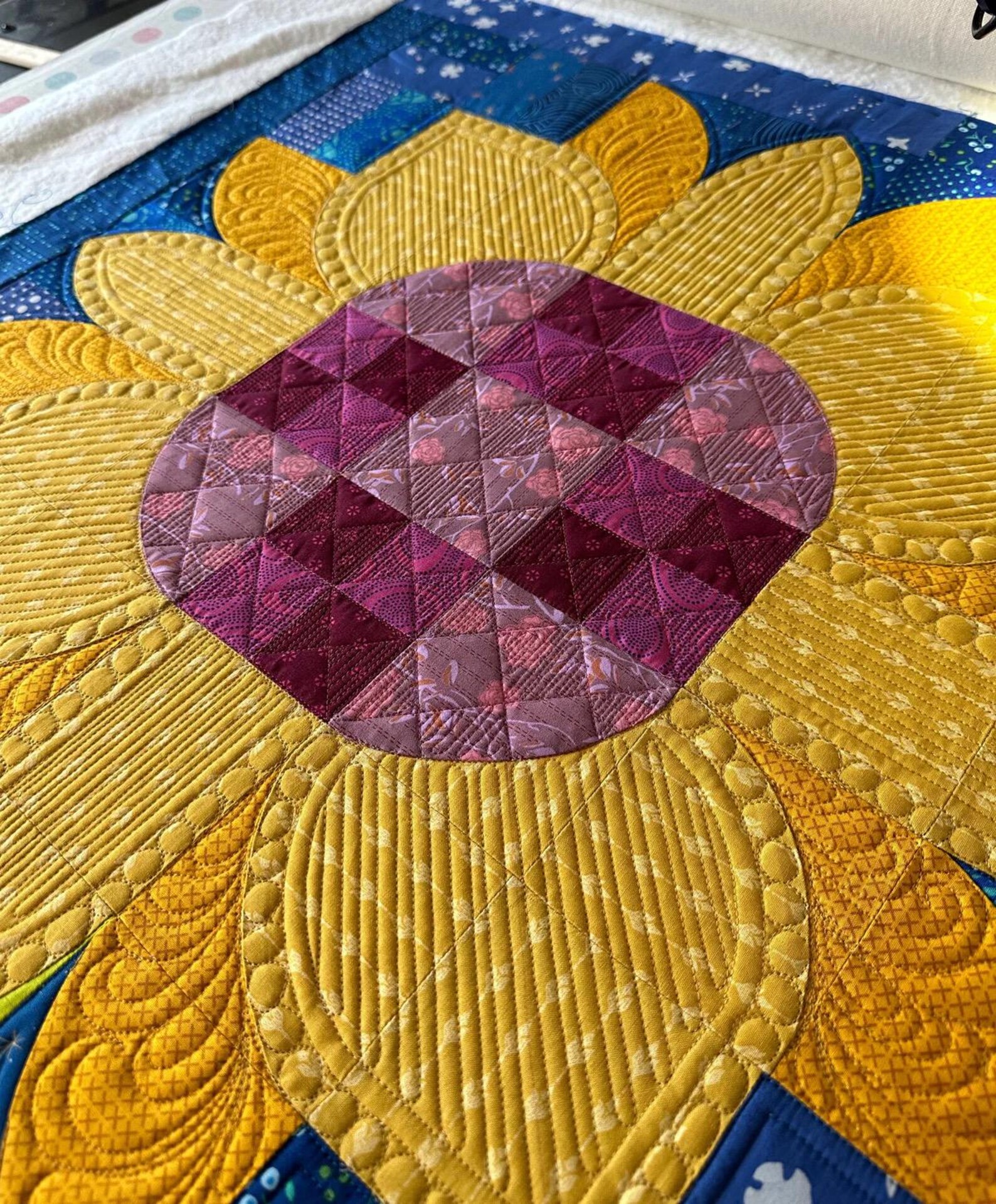 Sew Kind of Wonderful Posh Sunflower Quilt Pattern #476 Finished Size ...