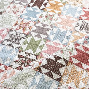 Lella Boutique Chatterbox Quilt Pattern - Etsy