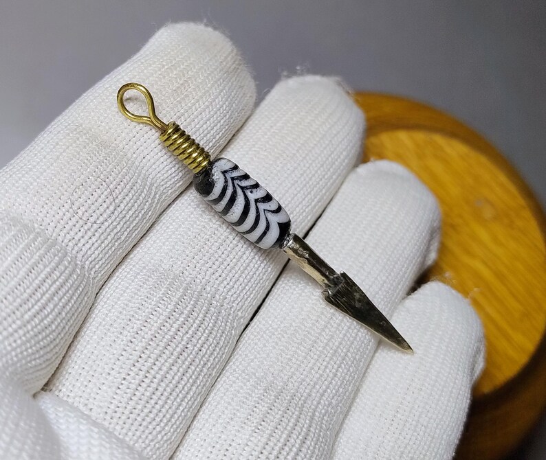 Scythian Arrowhead & Bead 5-2th Century BC 100% Authentic Ancient ...